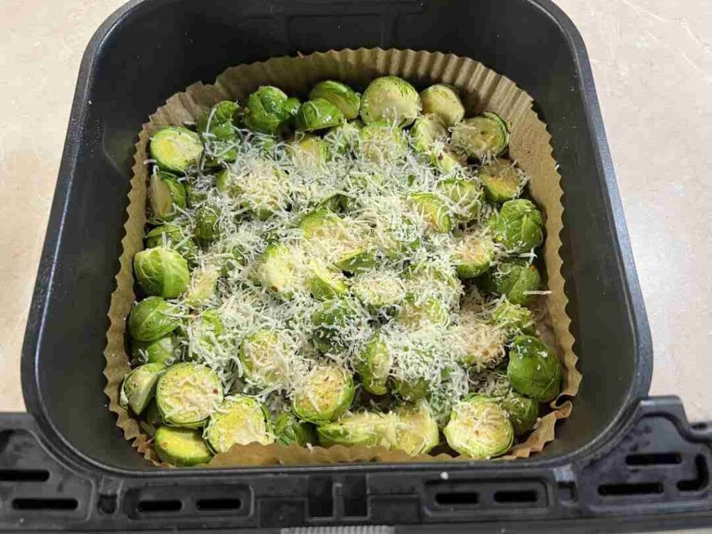 Coles de Bruselas con parmesano en la airfryer - Mi freidora aire