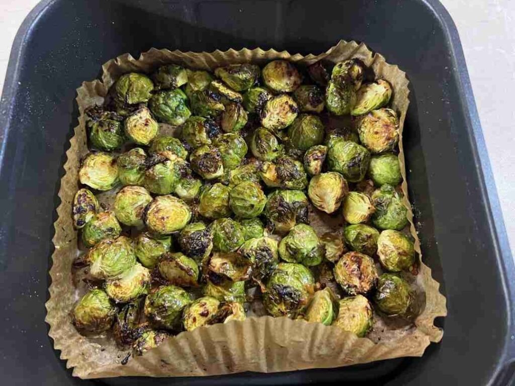 Coles de Bruselas con parmesano en la airfryer - Mi freidora aire